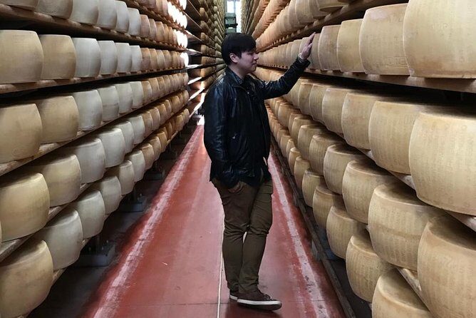 Private Day Tour & Lunch: Parmesan, Wine, and Vinegar Tasting - FAQs