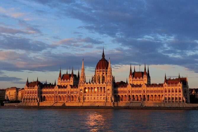 Private day tour to Budapest from Vienna - What’s Included and What’s Not