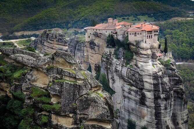 Private day tour to Meteora from Thessaloniki without guide - Authenticity and Practicality: Real Traveler Insights