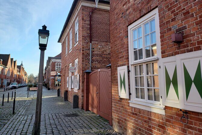 Private Day Tour to Potsdam from Berlin by Minivan - FAQ