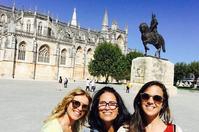 Private Day Tour With Guide to Fatima, Batalha, Nazaré and Obidos - Fatima and Valinhos: Spiritual and Cultural Heart of Portugal