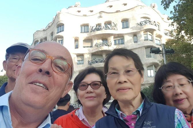 Private Day Trip From Barcelona to Girona - Key Points