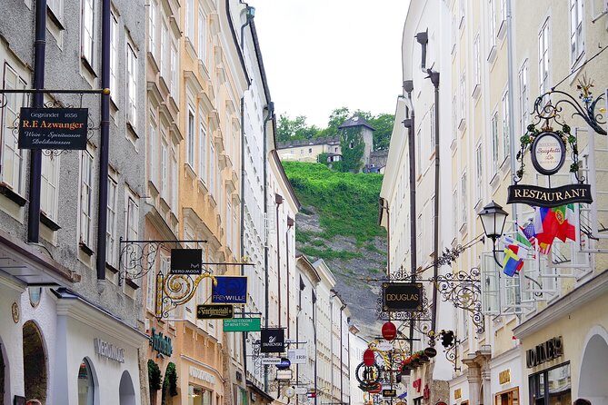 Private Day Trip from Munich to Salzburg Old Town with Lunch - Scenic Return to Munich