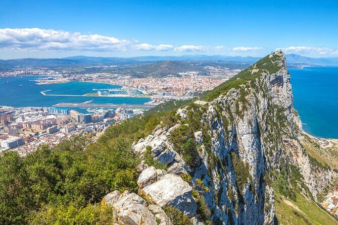 *Private Day Trip* Gibraltar and Vejer from Cádiz - Key Points