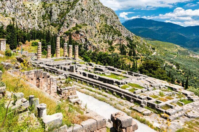 Private Day Trip in Delphi and Arachova from Athens - Who Is This Tour Best For?