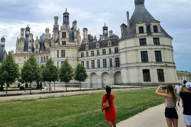 Private Day Trip to the Châteaux DE la Loire - What’s Included and What to Keep in Mind