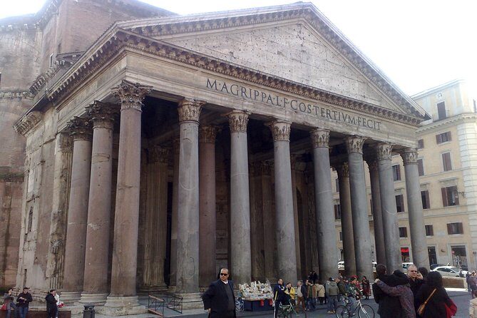 Private DayTour of Rome from Civitavecchia port van Mercedes V class - FAQ