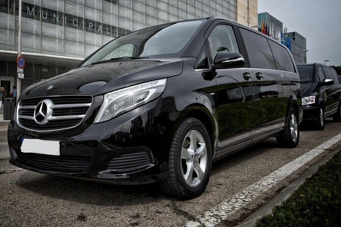 Private Departure Munich City to Munich Airport by Luxury Van - Key Points
