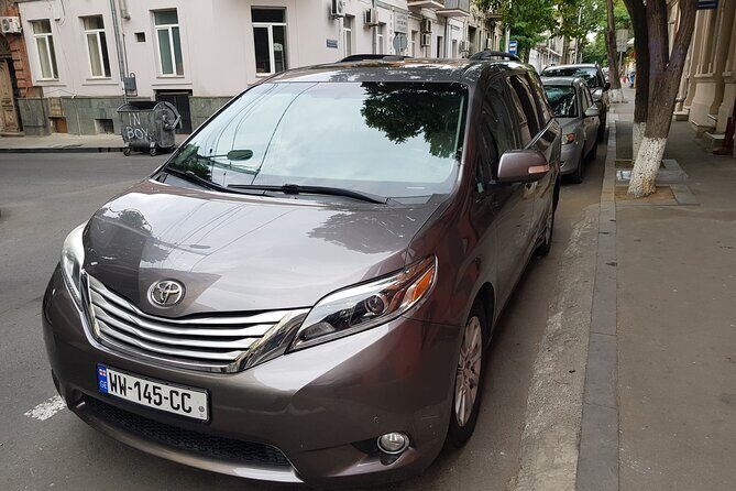 Private Departure Transfer: from Tbilisi Hotel to Tbilisi Airport - Tbilisi Private Departure Transfer: From Hotel to Airport – A Reliable, Comfortable Choice