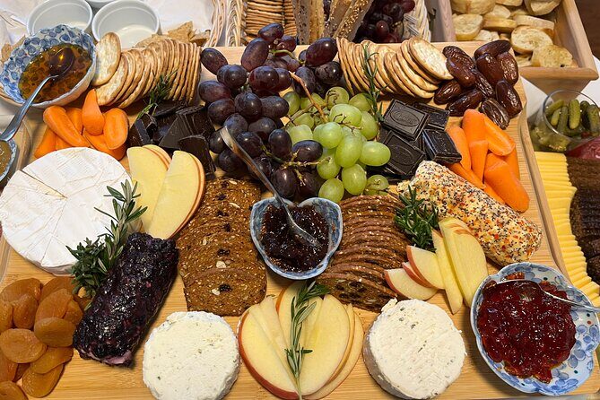 Private Dinner Cooking and Cocktails Class - Key Points