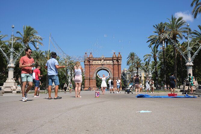 Private discovery bike tour of Barcelona - An In-Depth Look at the Barcelona Bike Tour