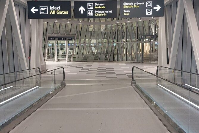 **Private Door to Door Airport Split Transfer up to 15 People** - Who Should Book This Transfer?