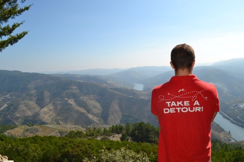 Private Douro Valley 4WD Tour with Wine Tasting and Picnic - Analyzing the Value