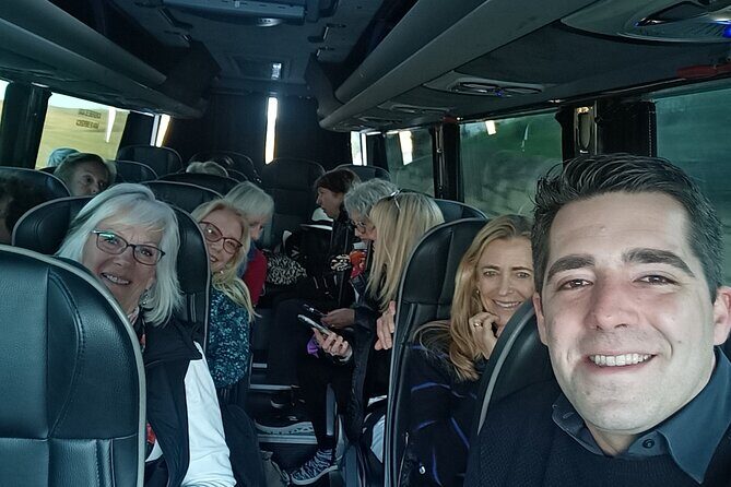 Private Douro Valley Tour with Sommelier, Lunch and Wine Tasting - Authenticity & Unique Experiences