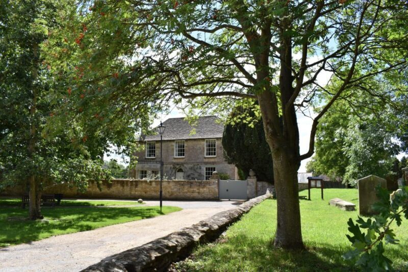 Private Downton Abbey Day Tour, including Pub Lunch - Overview of the Tour Experience