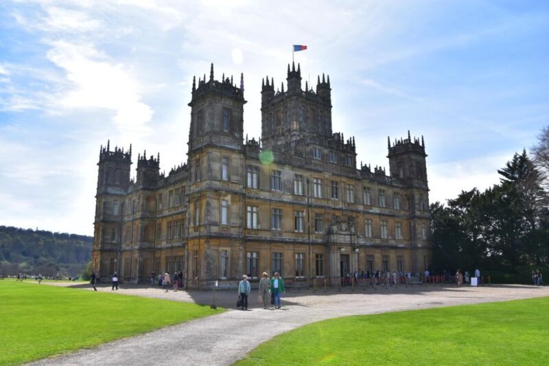Private Downton Abbey Day Tour, including Pub Lunch - Analyzing the Price and Overall Value