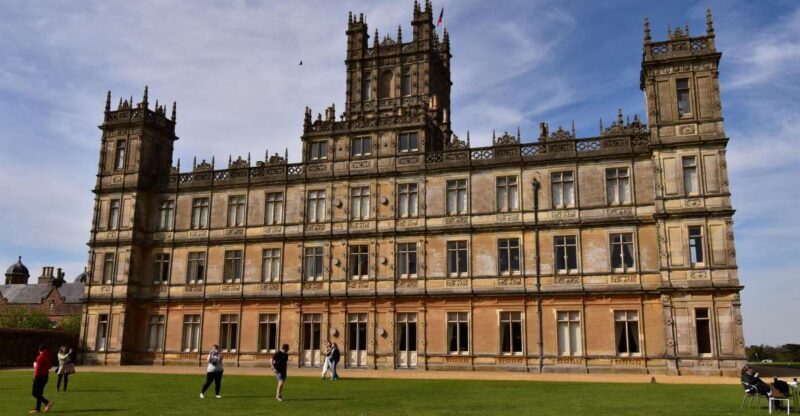 Private Downton Abbey Day Tour, including Pub Lunch - Why This Tour Works Well