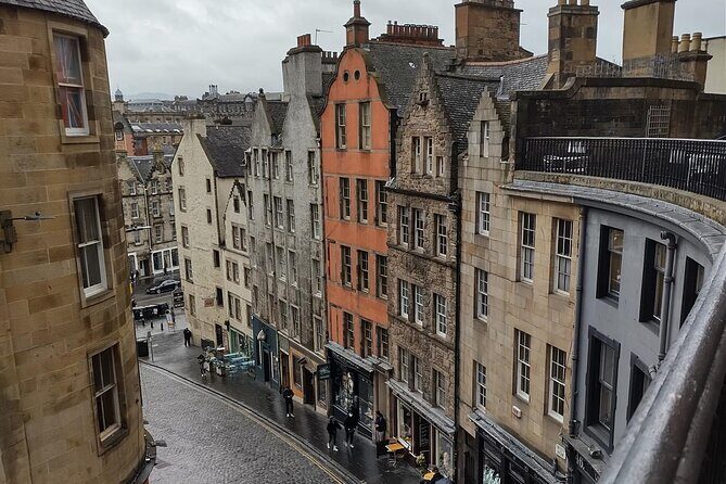 Private Edinburgh Full Day Guided Tour in a Black Cab LEVC TX - What to Expect from the Experience