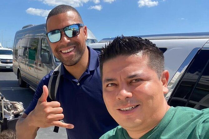 Private Escalade Airport Transfer in Los Cabos - Private Escalade Airport Transfer in Los Cabos: A Luxurious Start to Your Vacation 