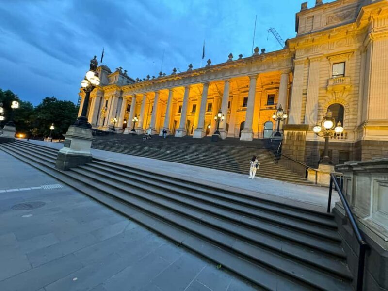 Private: Explore Melbourne CBD & Brighton Beach Boxes. - What’s Included and Practical Tips