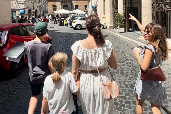 Private Family Scavenger Hunt & Art Lab Tour  Rome Landmarks - FAQs