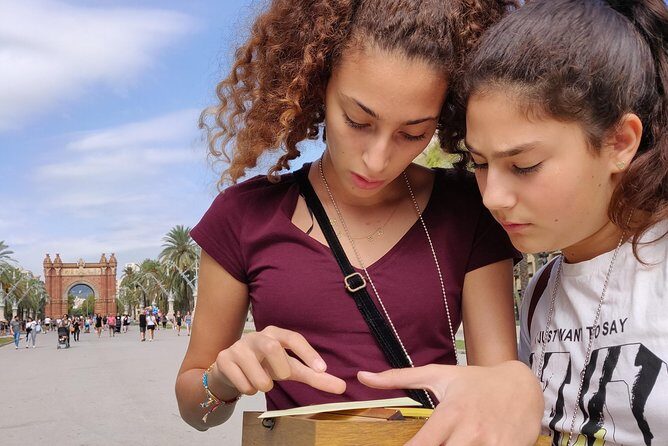 Private Family Treasure Hunt | Guided, fun & 100% Offline | Xventura Barcelona - Exploring Barcelona in a Whole New Way