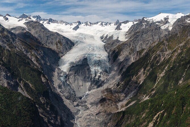 Private Flight - 2 Glaciers - Snow Landing - Franz Josef - 35mins - Who Should Consider This Tour?  