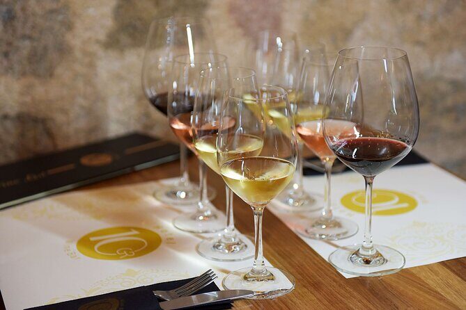 Private Food and Wine Experience with a Sommelier - Key Points