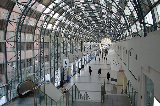 Private Food tour in Old Toronto with St Lawrence Market - Licensed tour guide - Transportation and Logistics