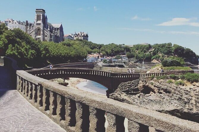 Private French Basque Tour: Biarritz, Bayonne & Chocolate - The Guide Experience