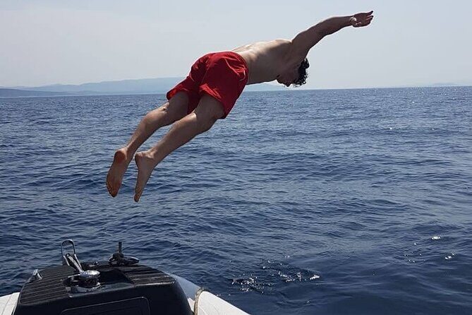 Private Full-Day Boat Tour to Blue Lagoon, Hvar & Pakleni Islands - Who Is This Tour Best Suited For?  