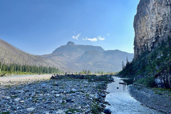 Private Full Day Jeep 4 by 4 Tour Exploring Ghost Valley - The Cost and Value
