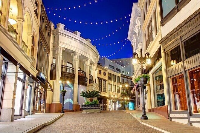 Private Full Day LA Tour from Hermosa Beach - Beverly Hills and Rodeo Drive