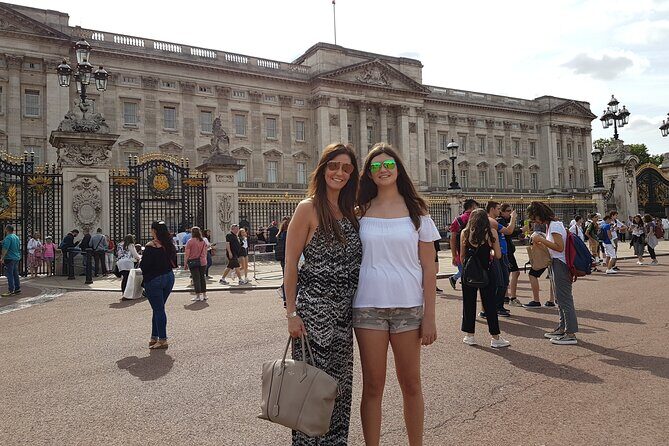 Private Full-Day London Tour by Foot & Public Transport - FAQ