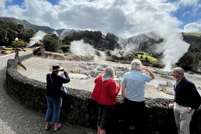 Private Full Day Tour Furnas  Thermal Pools & Botanical Garden - FAQ