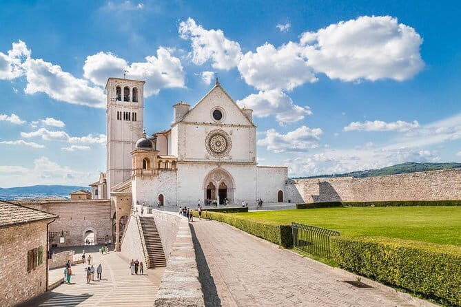 Private Full-Day Tour of Assisi and Cortona from Florence - The Journey Begins in Florence