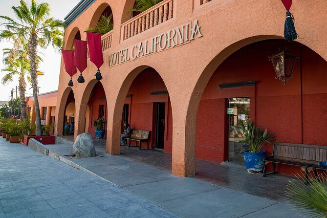 Private Full Day Tour to Los Cabos from La Paz - Key Points  