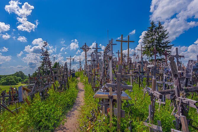 Private Full-Day Trip to Hill of Crosses, Rundale Palace & Bauska - Who Is This Tour Perfect For?