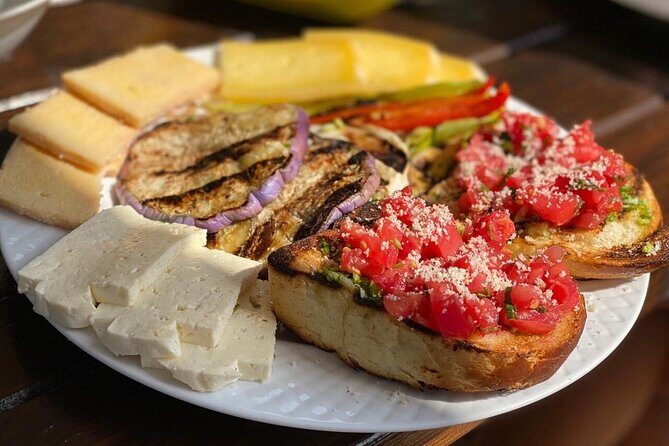 Private Gastro Cruise: Blue Cave & Organic Seaside Lunch - Authentic Experiences Drawn from Reviews