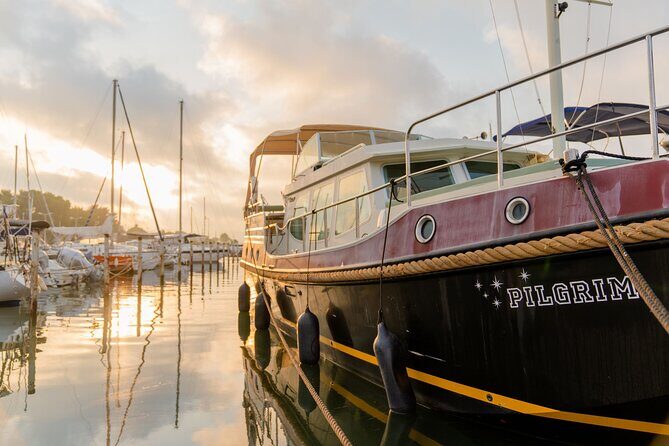 Private Gastronomic Nautical Excursion Etang de Thau and Sète - Key Points