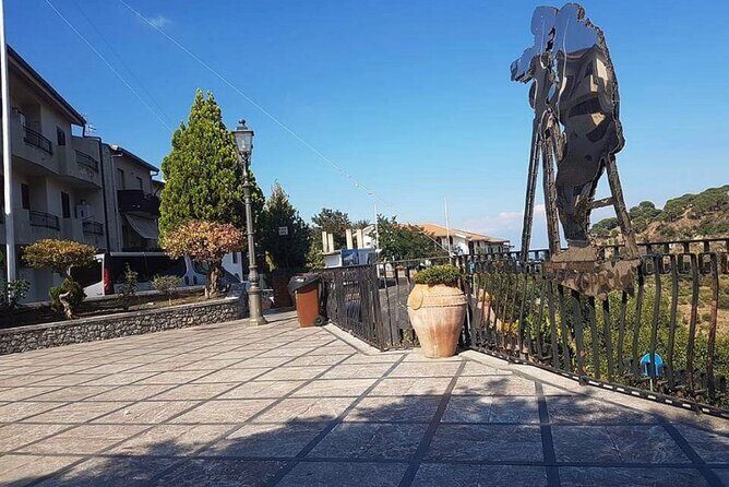 Private Godfather Tour with Sicilian Cannoli Tasting - Who Should Consider This Tour?