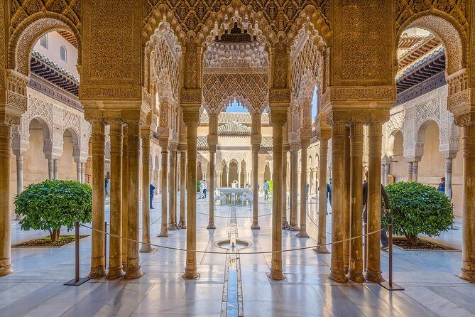 Private Granada Day Trip including Alhambra and Generalife from Seville - Key Points