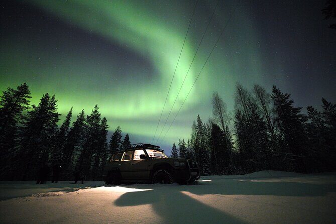 Private Group: Northern Lights Hunt 4x4 SUV with Aurora guarantee - What Travelers Are Saying