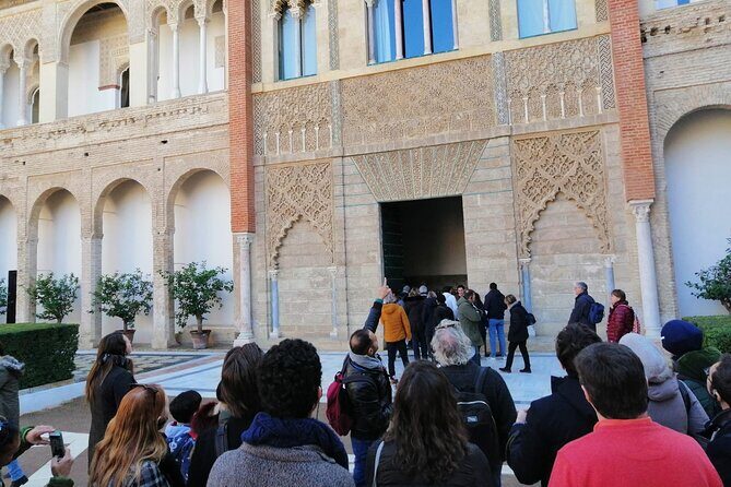 Private guide for the Alcazar & Cathedral with a Historian! - Practical Considerations
