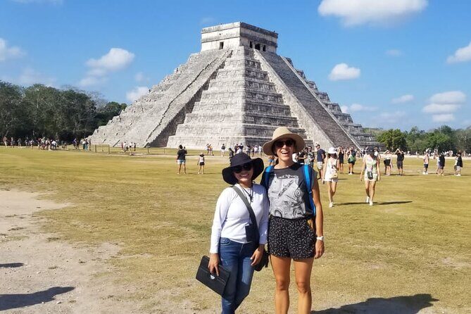 Private Guide Service in the Archaeological Zone of Chichen Itza - A Closer Look at the Itinerary and Experience