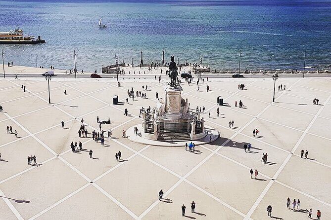 Private Guided 8 hours Tour in Lisbon - FAQ