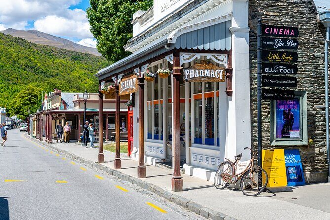 Private Guided Arrowtown and Surrounds Tour ex Queenstown - Key Points