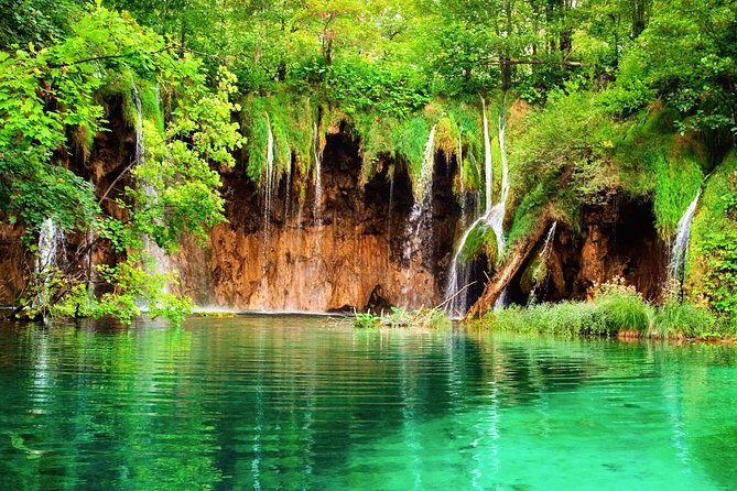 Private Guided Day Tour of Plitvice National Park from Zagreb - Key Points  
