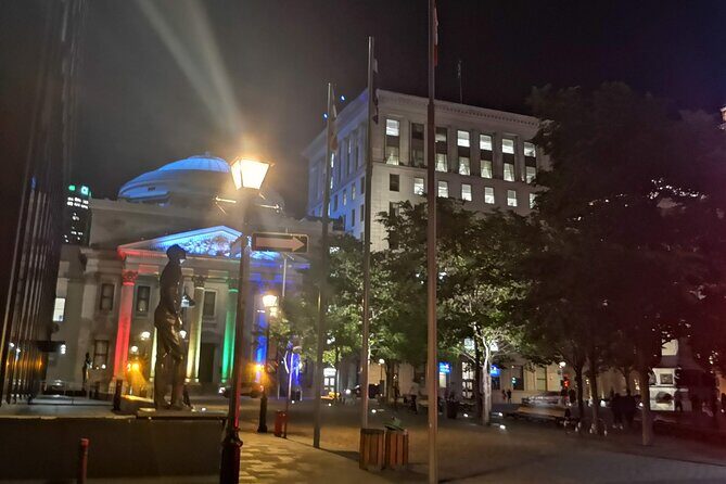 Private Guided Evening Old Montreal Walking Tour with Ruby Roy - FAQ