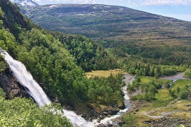 PRIVATE GUIDED TOUR: Folgefonna Glacier roundtrip from Bergen, 8 hours - A Deep Dive into the Experience